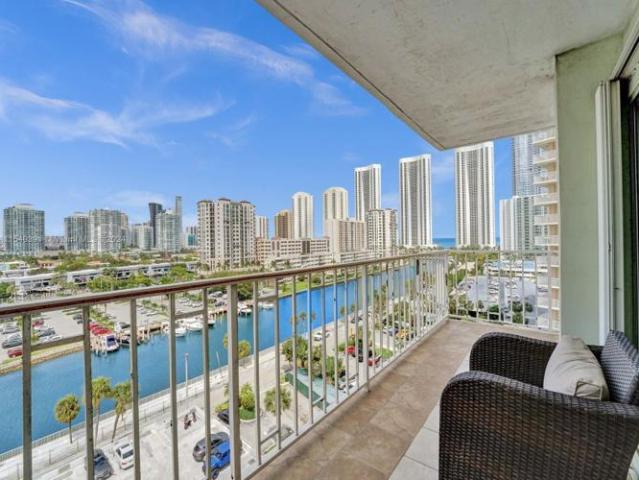 500 Bayview Dr #931, Sunny Isles Beach, FL 33160