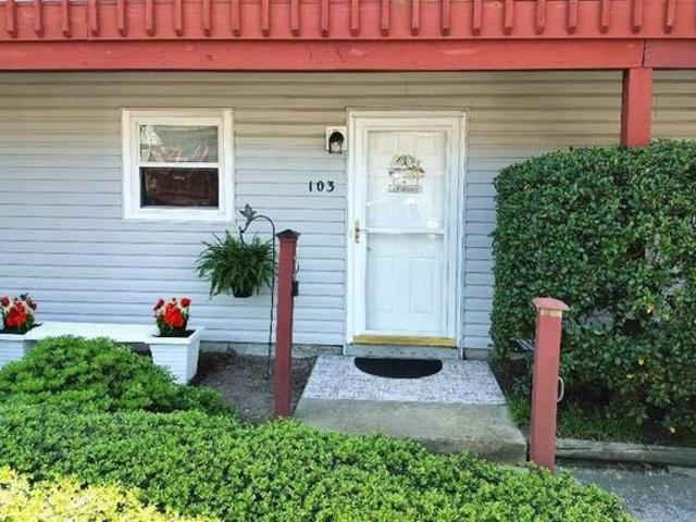 500 Barberton Dr Apt 103, Virginia Beach, VA 23451