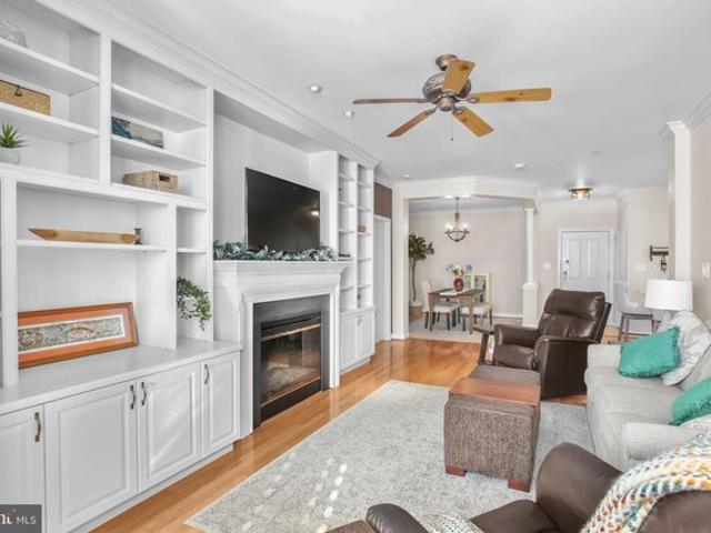 500 Belmont Bay Dr Unit 113, Woodbridge, VA 22191