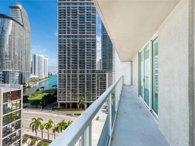500 Brickell Ave, Unit 1505, Miami, FL 33131 | MLS #A11913 | Compass