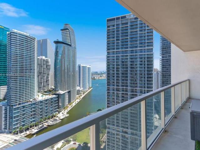 500 Brickell Ave #3607, Miami, FL 33131