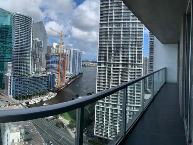 500 Brickell Ave #3107, Miami, FL 33131