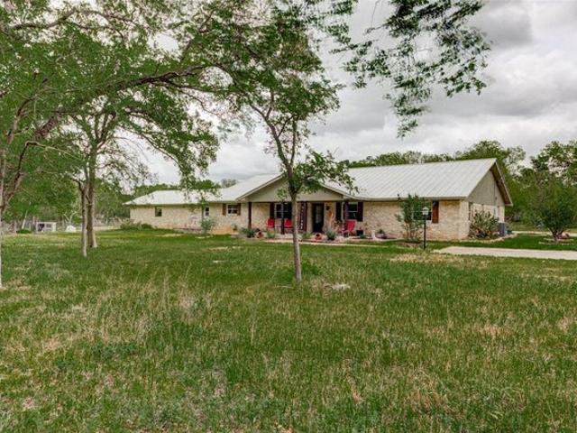 500 Buckaroo Trl, Buda, TX 78610