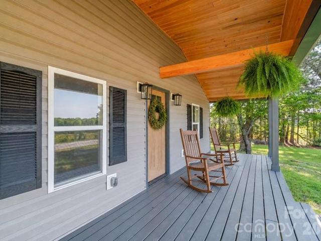 500 Gregory Rd, Jefferson, SC 29718