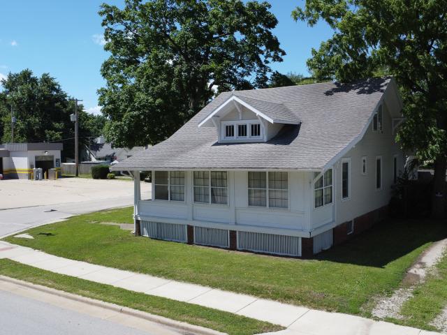 500 E Walnut Street