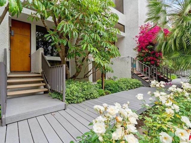 500 E Del Mar Blvd #26, Pasadena, CA 91101