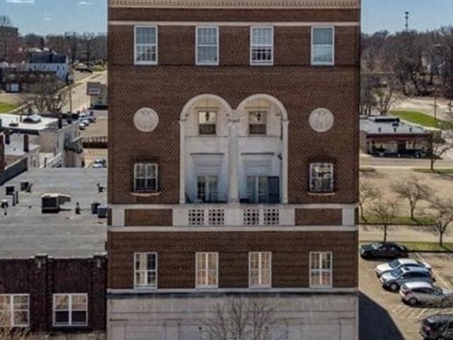 500 East Main Street 2 Bedrooms, 1 Bathroom