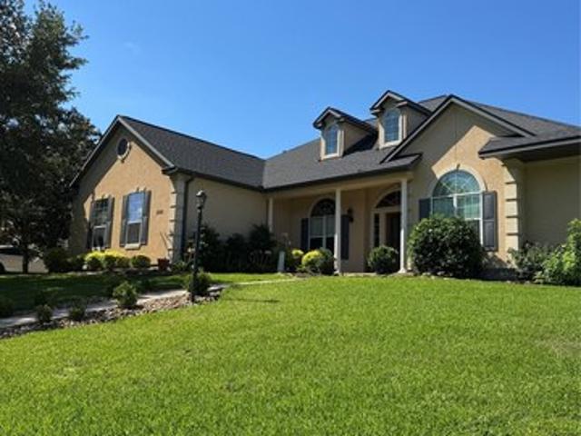 500 Edgewood Dr, Montgomery, TX 77356