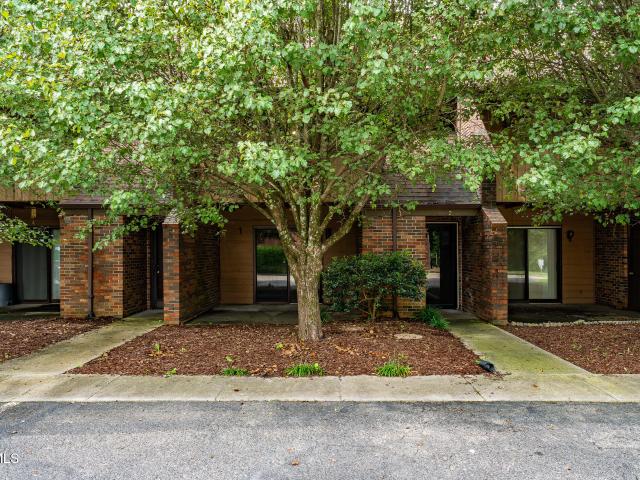 500 Fleetwood Drive 7