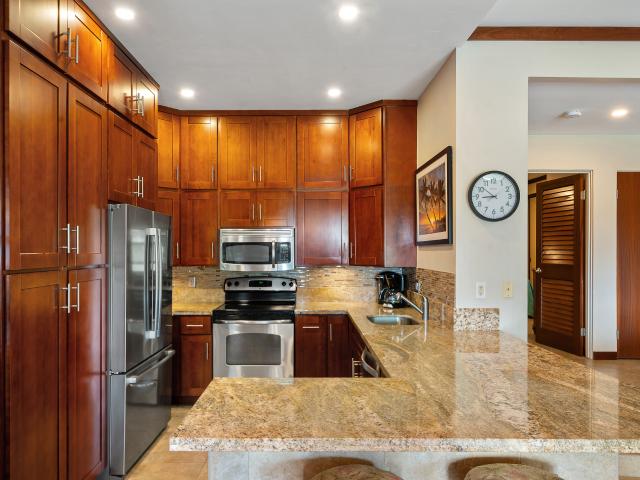 500 Kapalua Dr, Unit 16P5, Lahaina, HI 96761 | MLS #725724
