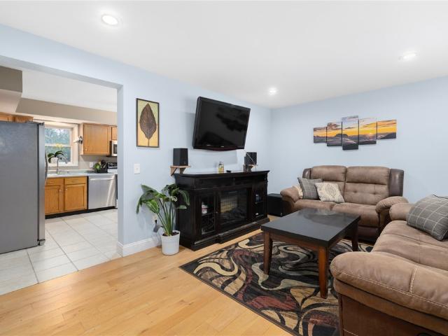 500 Kingstown Road 3B