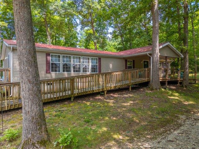 500 Hazel Tree Ln, Morehead, KY 40351