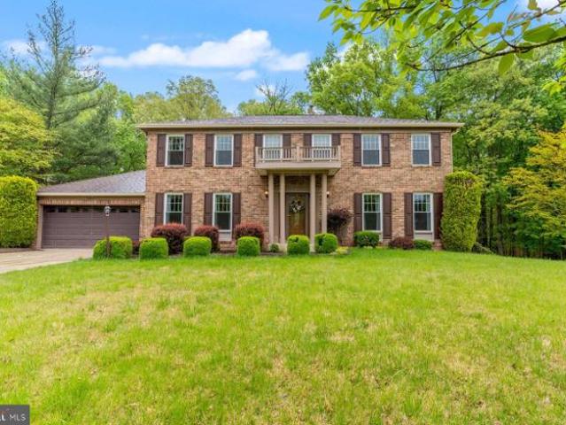 500 Hadrian Ln, Fort Washington, MD 20744