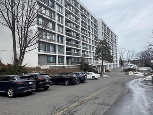 500 High Point Dr Apt 506, Hartsdale, NY 10530