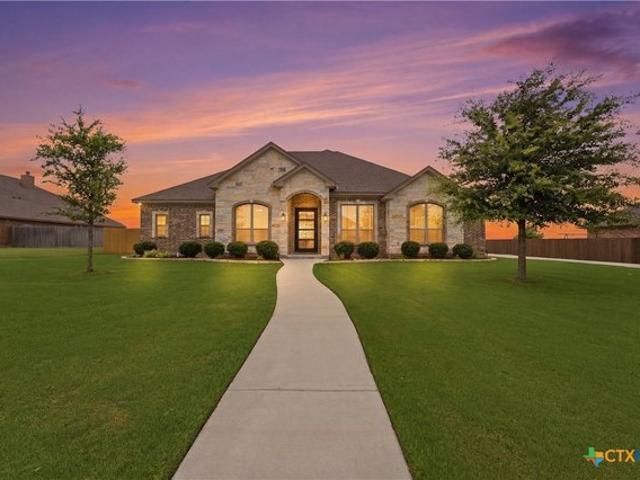500 Oak Dr, Troy, TX 76579