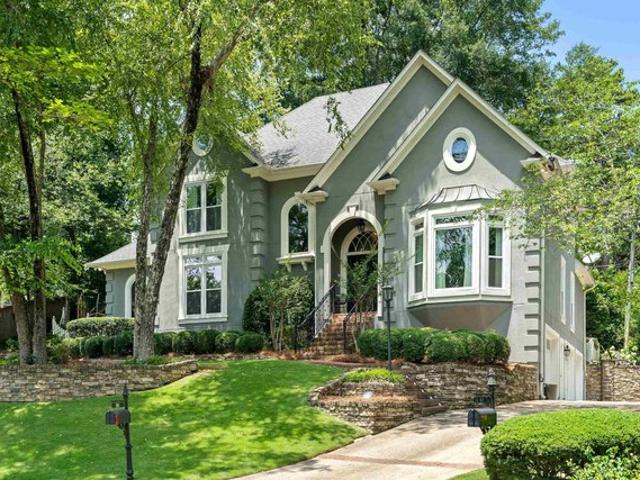 500 Old Saulter Cir, Homewood, AL 35209