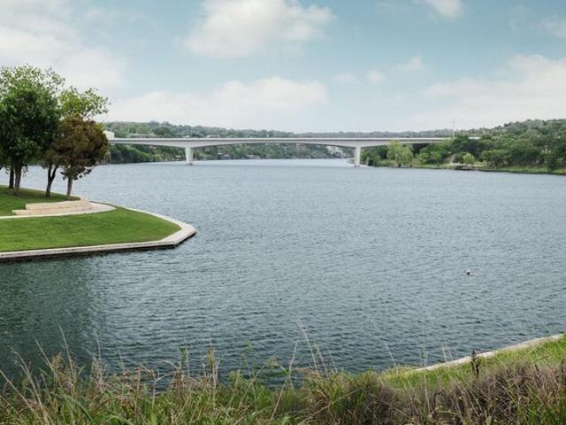 500 Lakeshore Dr, Marble Falls, TX 78654