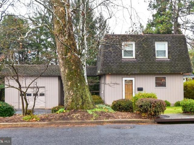 500 Little Falls St, Falls Church, VA 22046