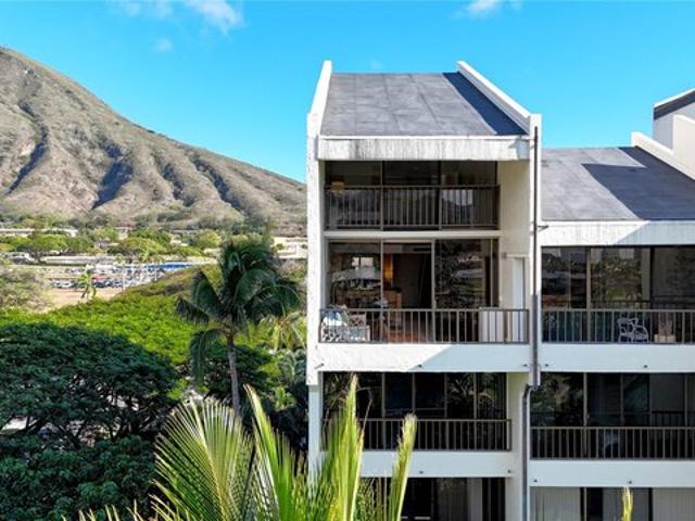 500 Lunalilo Home Rd Apt 27N, Honolulu, HI 96825