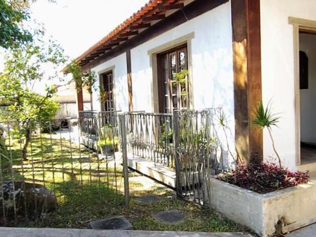 500 m2 Casa c/piscina no Bosque do Alemão. Jardim Schaffer