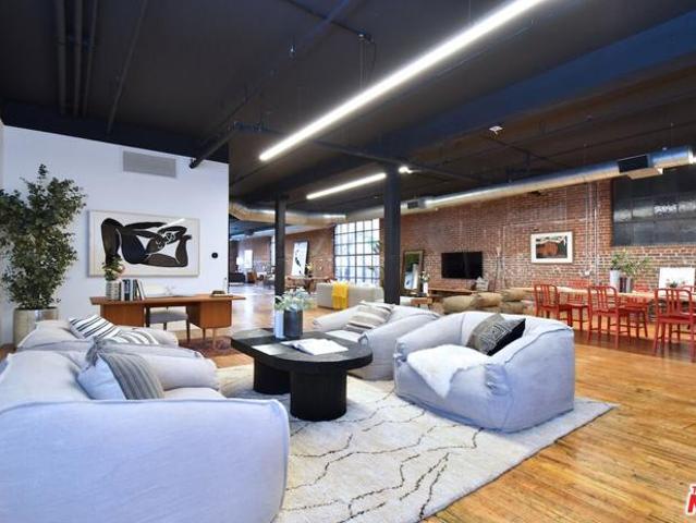 500 Molino St 213, Los Angeles, CA