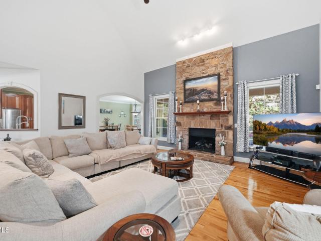 500 Magnolia Ridge Drive