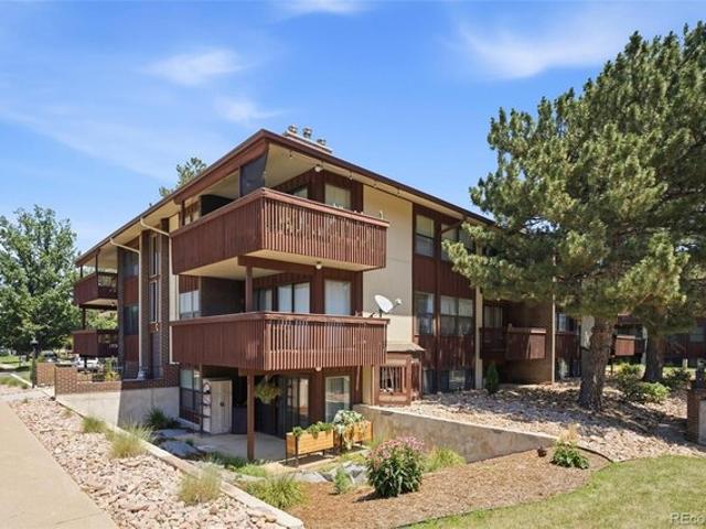 500 Manhattan Dr Apt C10, Boulder, CO 80303