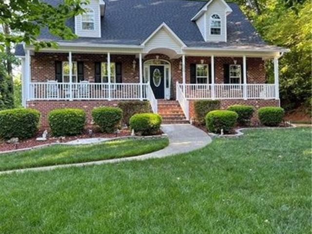 500 Merrybrook Ct, Clemmons, NC 27012