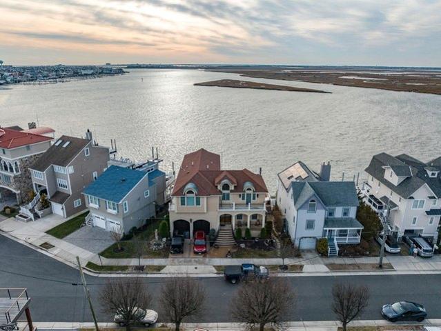 500 N Union Ave, Margate, NJ 08402
