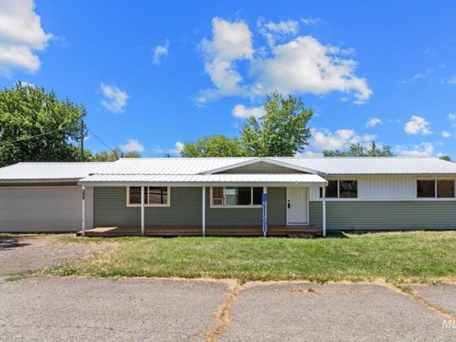 500 N Berkley St, Council, ID 83612