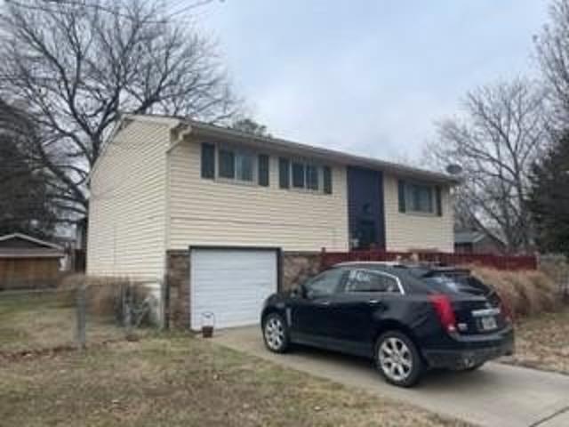 500 N Catalina St, Frontenac, KS 66763