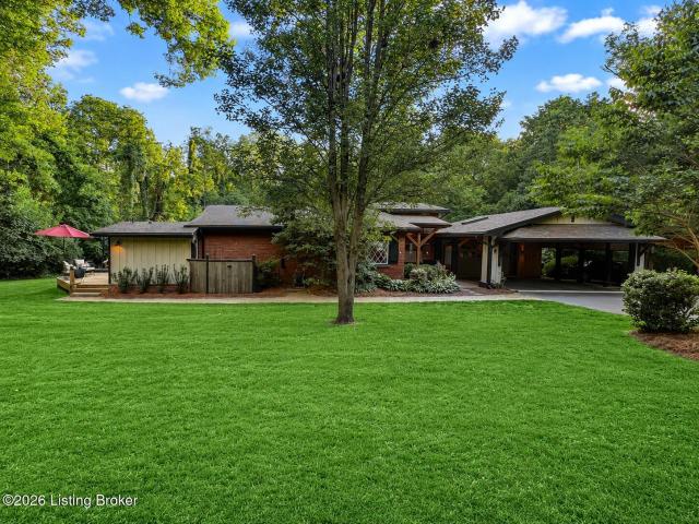 500 N Hubbards Ln