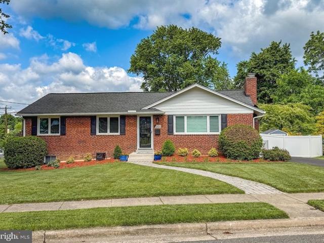 500 N Naylor St, Alexandria, VA 22304