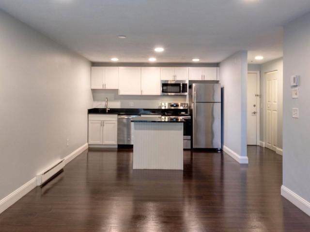 500 North Quincy Street 2 Bedroom Apartment for Rent at 500 N Quincy St, Abington, MA 02351
