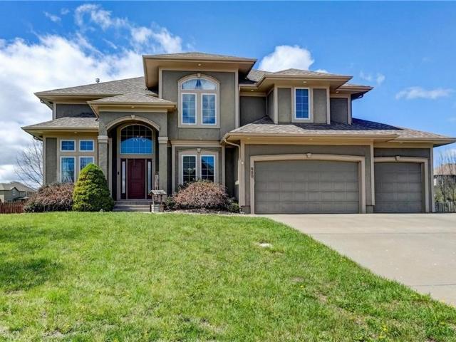 500 NE Woodpark Ln, Lee's Summit, MO 64086 | MLS #2612
