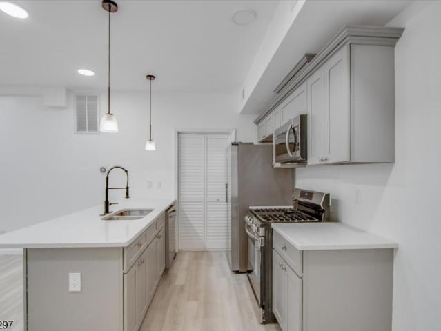 500 S 18th St, Apt 1 #