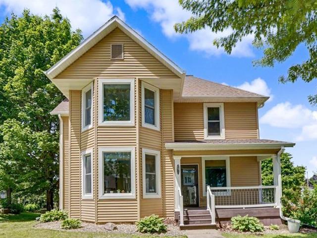 500 S Page St, Monona, IA 52159
