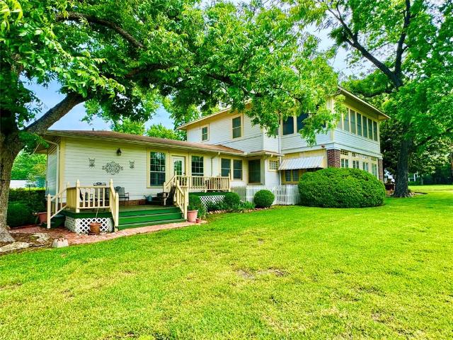 500 S Ross Ave, Mexia, TX 76667 | MLS #20938 | Compass