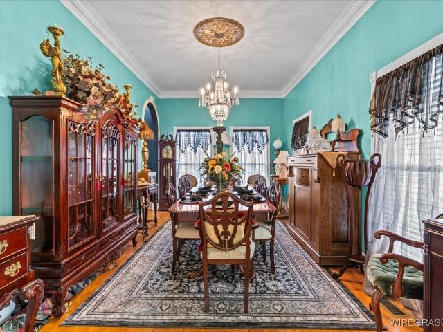 500 Sarahpina Place
