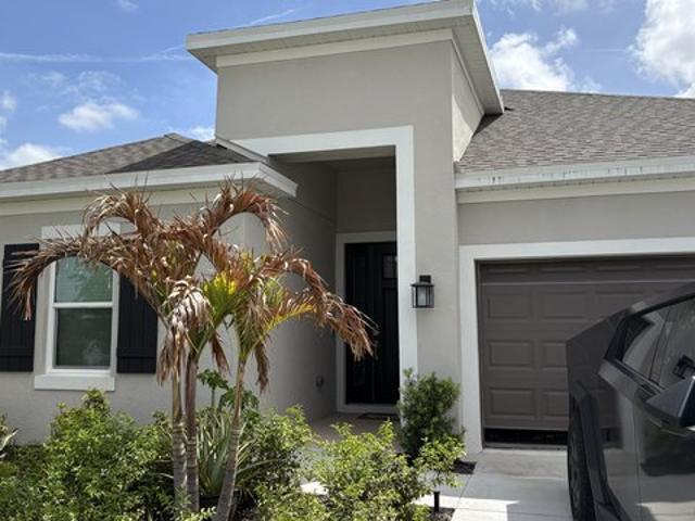 500 SE Ranch Oak Cir, Port Saint Lucie, FL 34984
