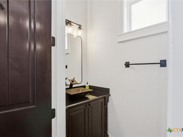 500 Sendera Loop, Victoria, TX 77904 | MLS #608569