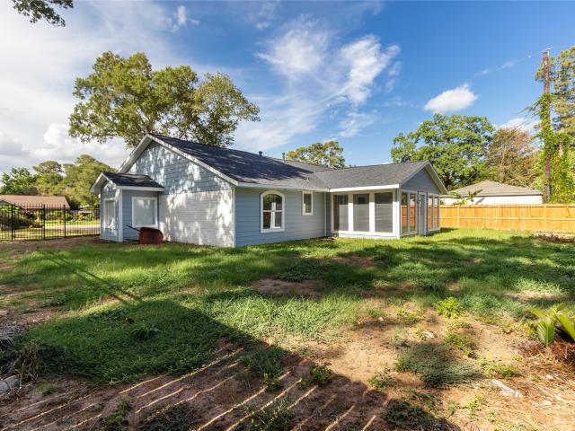 500 Shirleen Dr, Pasadena, TX 77586 | MLS #11791 | Compass