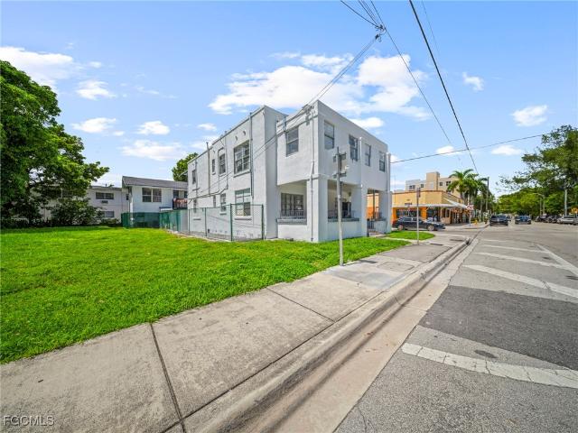 500 SW 8th Ave, Miami, FL 33130 | MLS #2025025