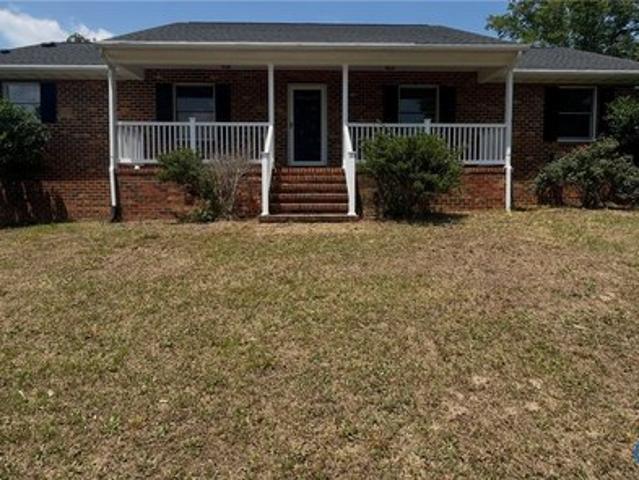 500 Parr Dr, Tappahannock, VA 22560