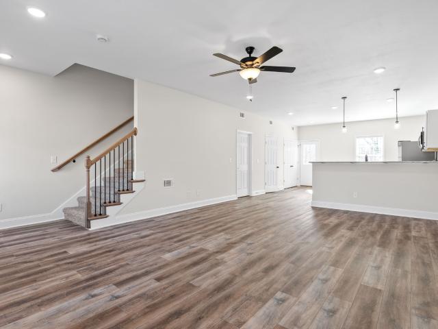 500 Peachers Mill Rd # C1