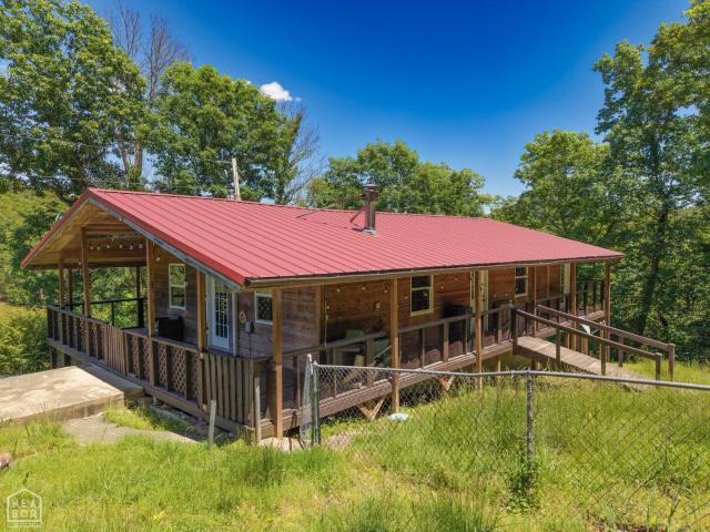 500 Pine Grove Lane