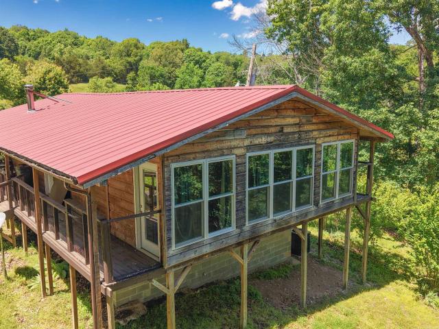 500 Pine Grove Ln