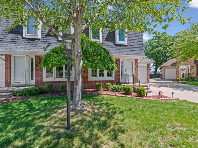 500 Pineview Court
