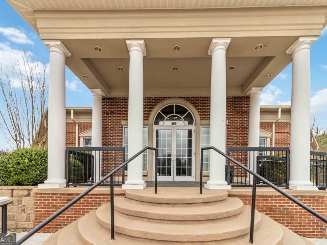 500 Plantation Park Drive