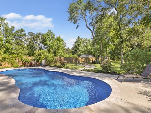 500 Road 66111, Dayton, TX 77535